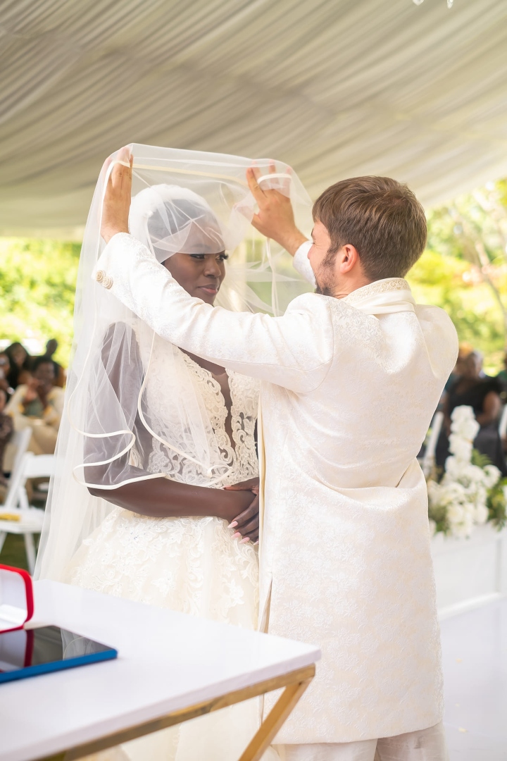 Omosh the 7th: How Akothee Met Her Mzungu Hubby - Gotta News