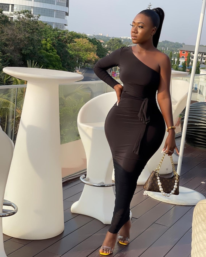 Hajia Bintu: Ghanaian Instagram Model’s Biography plus 10 Beautiful ...