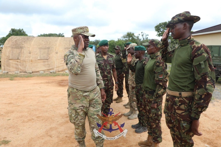 Mixed Reactions as KDF Soldier Salutes Police DIG Masengeli at Manda ...